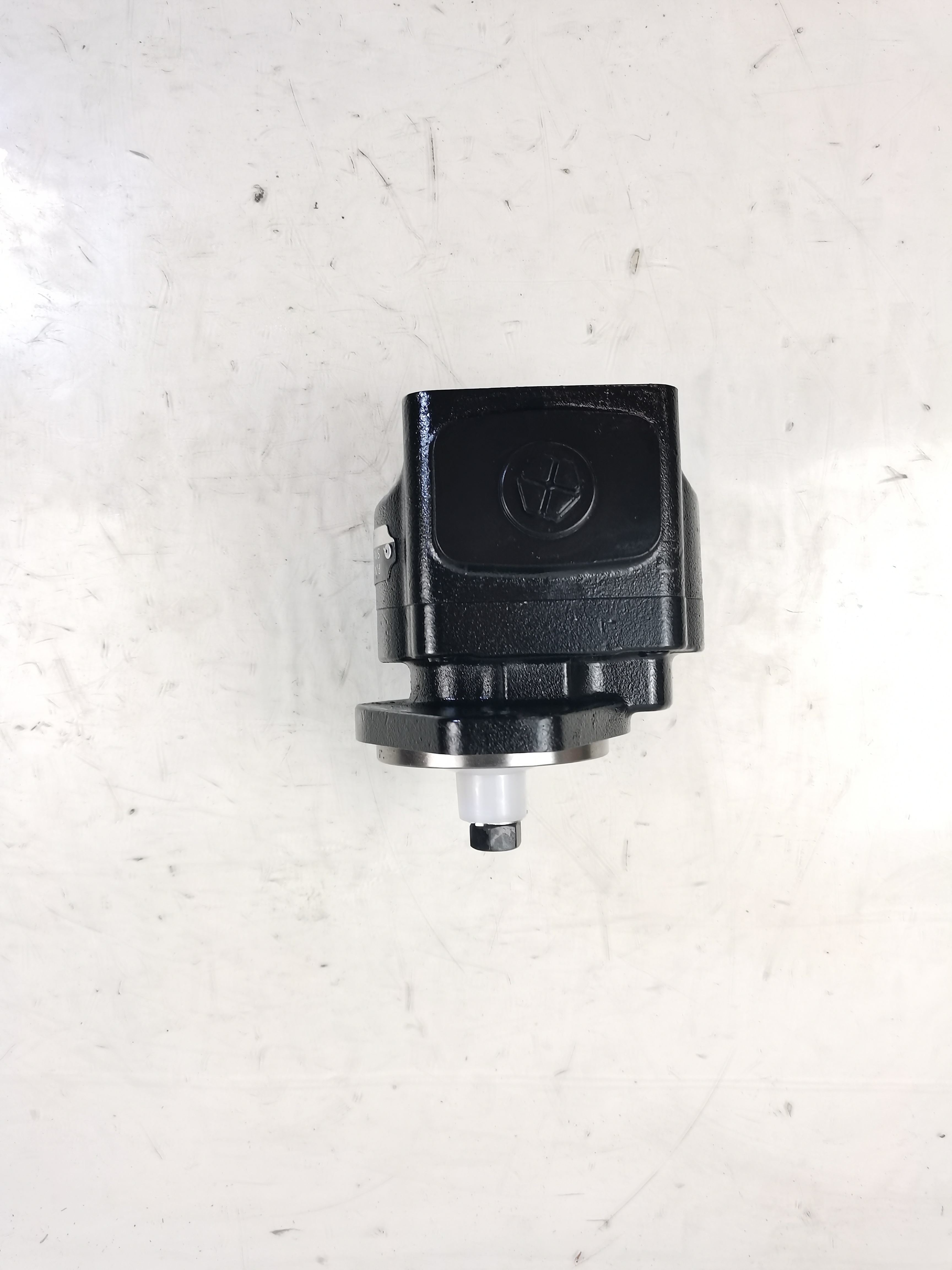 Compact Original Loader Gear Pump For Engineering Machinery And Vehicle ...
